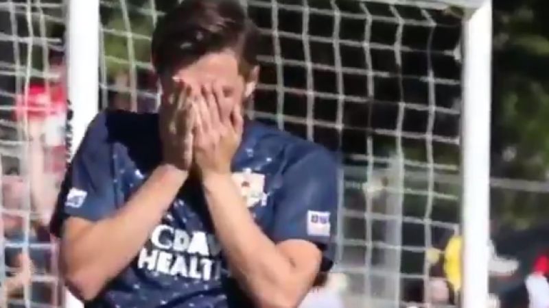 Fantastisk og rørende: Spiller scorer få timer efter fars død og bliver ...