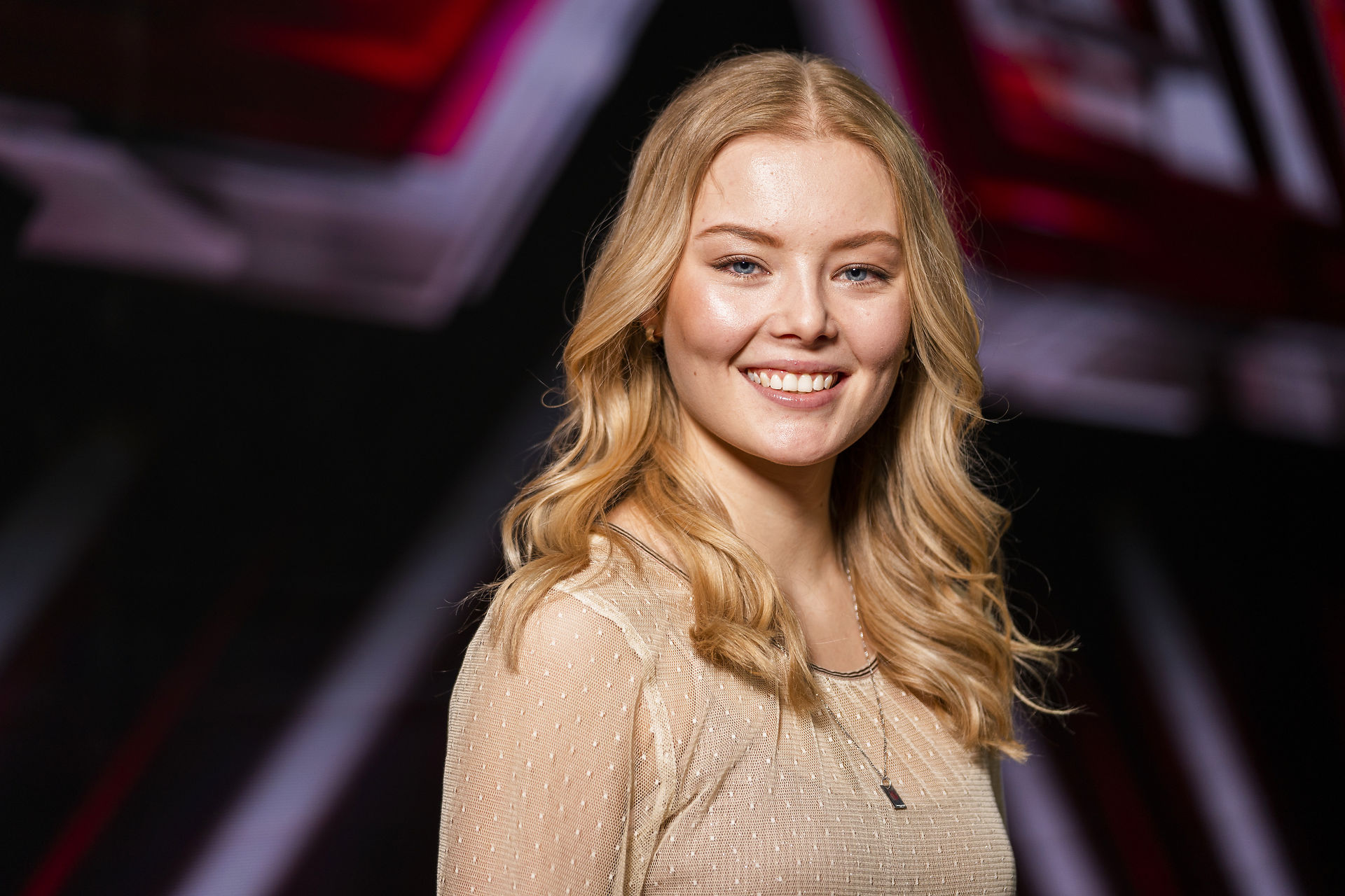 Alma favorit til 'X Factor'-titel - Nu hitter hun på Instagram