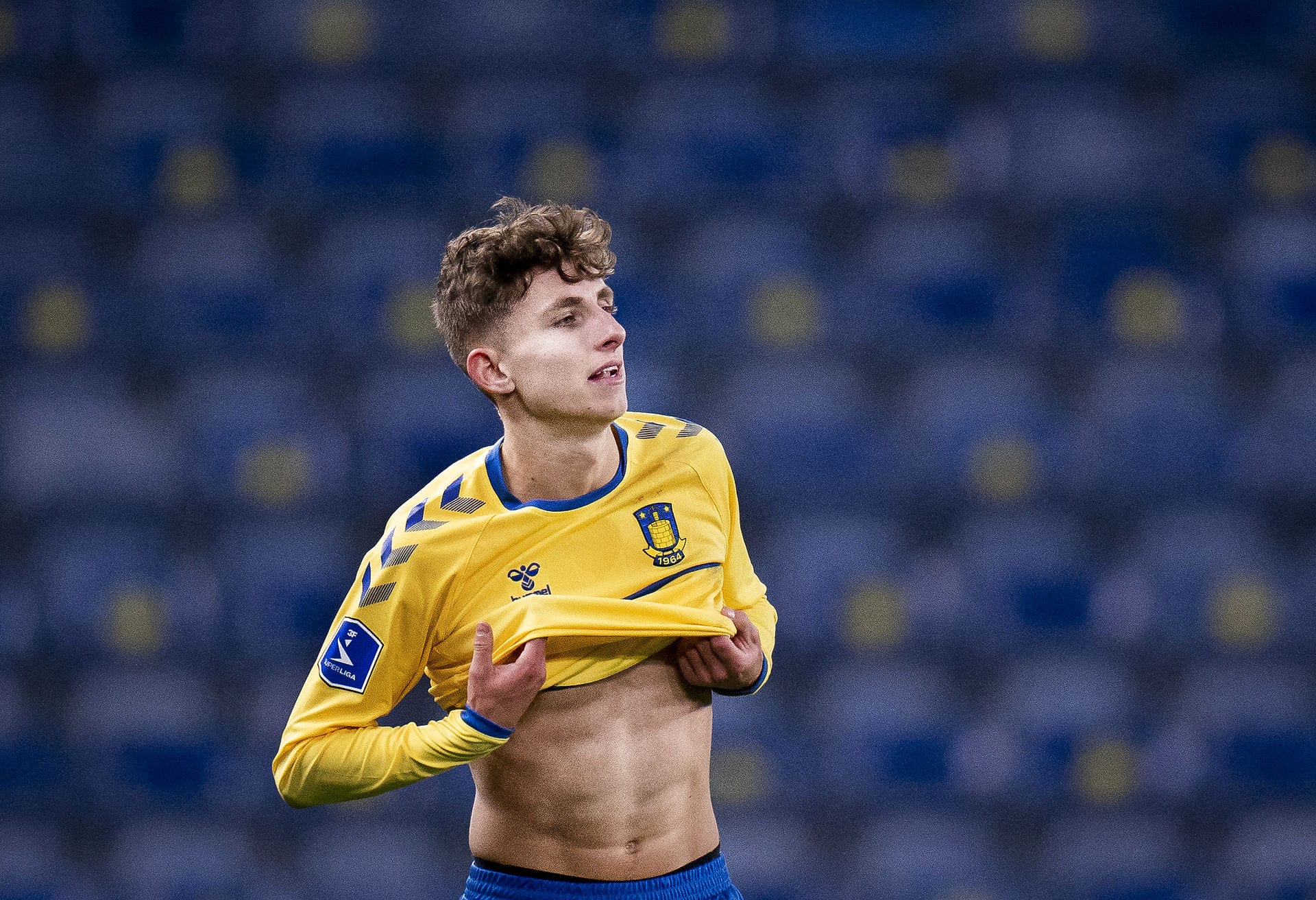 Officielt: Jesper Lindstrøm skifter til Frankfurt